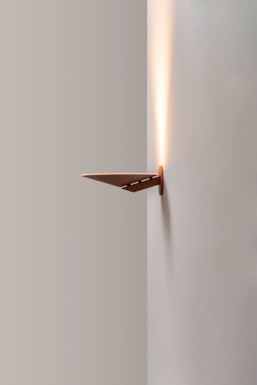 PLA | Wall light By Milan Iluminación