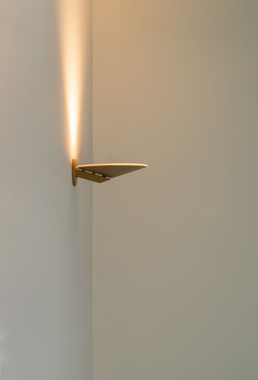 PLA | Wall light By Milan Iluminación