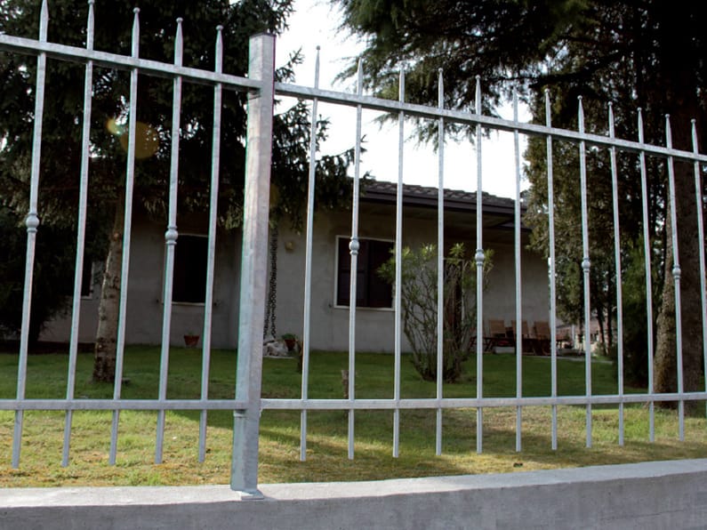 Iron Fences and perimeter enclosures | Archiproducts