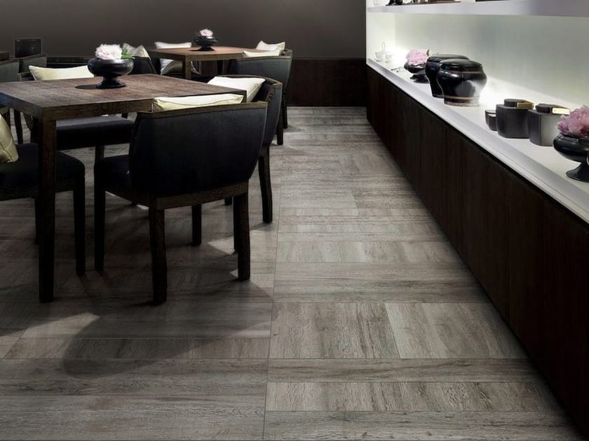 Indoor/outdoor porcelain stoneware wall/floor tiles with wood effect ...