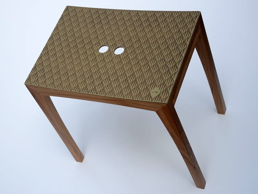 Sgabello basso in legno OTTO3 - sixay furniture