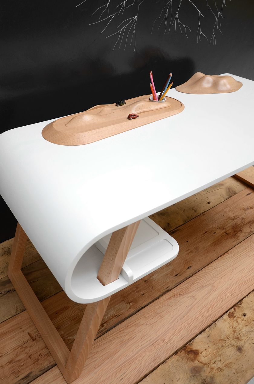 MDF Kids writing desk RUBENS By Compagnie design Jean-François Bellemère