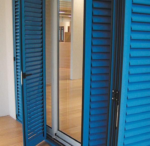 Volet persienné en aluminium 45 P By ALUK Group