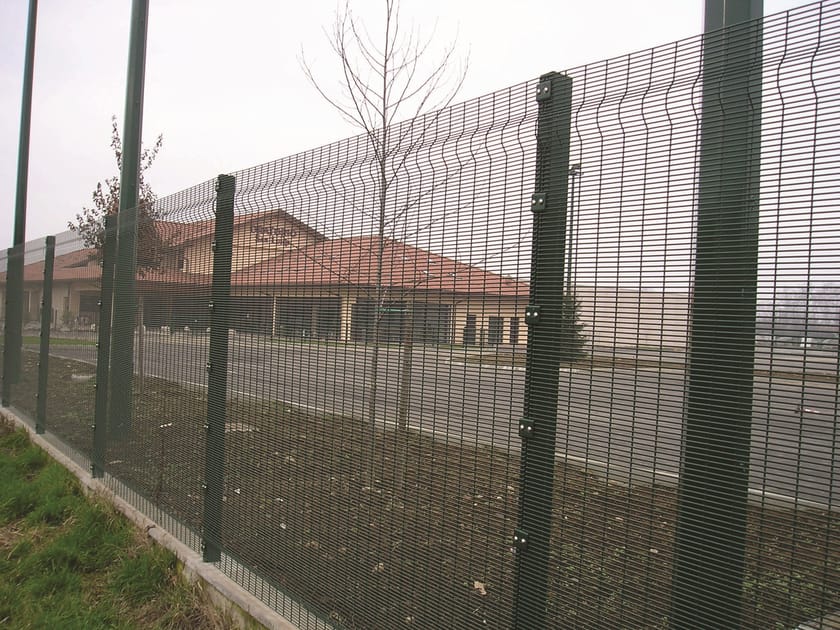 Security Fence SECURIFOR® 3D By BETAFENCE ITALIA