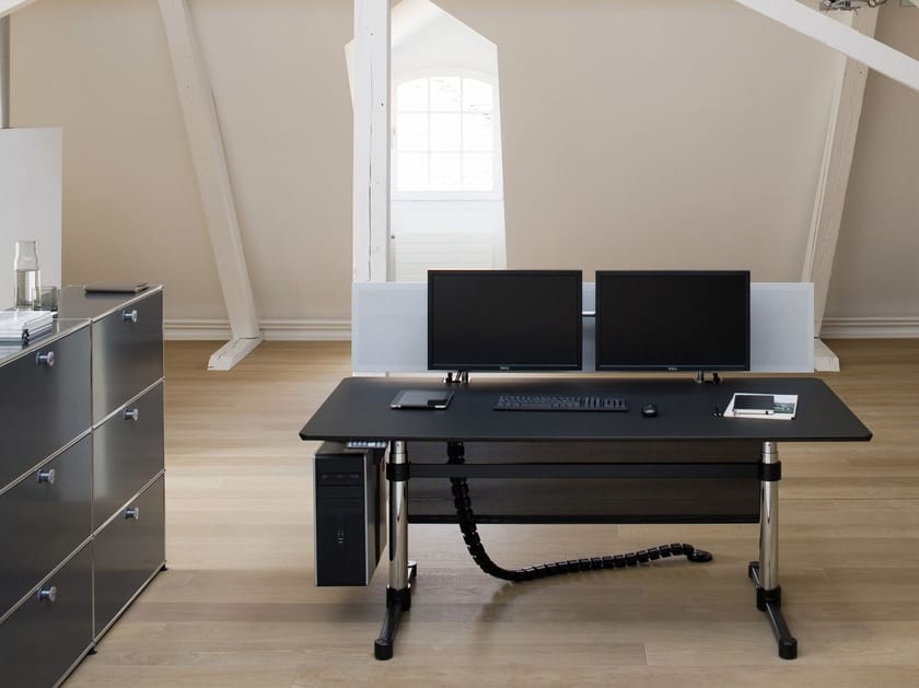 USM KITOS E ADVANCED | Height-adjustable office desk By USM