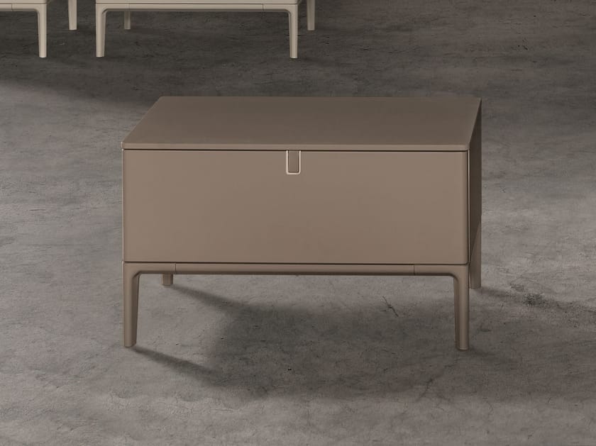 INSIDE | Comodino By ALIVAR design Giuseppe Bavuso