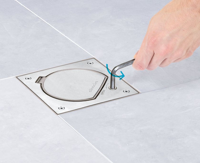 Prise électrique escamotable Concealed electrical outlet By Simon Urmet