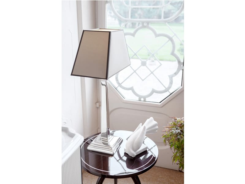 ARTHUR 茶几 By Gentry Home