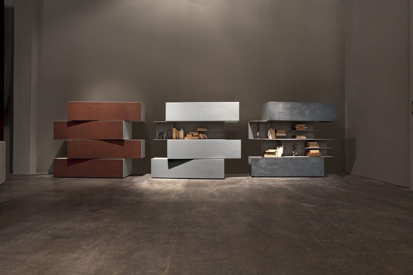 INCLINART | Bookcase By Presotto