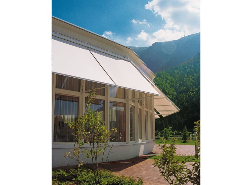 Toldo enrollable cofre MARKILUX 730-830 By markilux