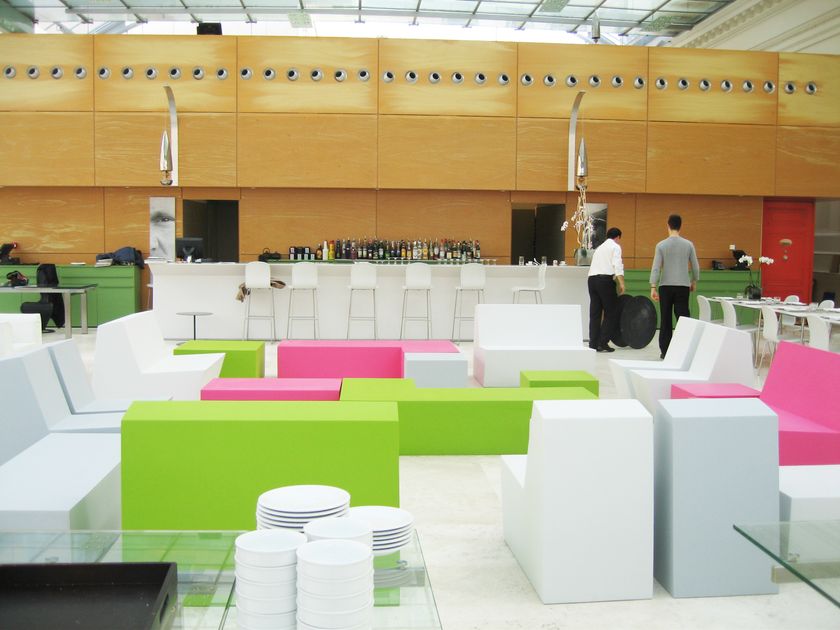 Backless QM Foam bench seating INFINITY L-SEAT By SDC LAB_Quinze & Milan