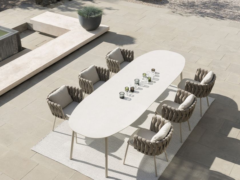 TOSCA | Dining table By TRIBÙ design Monica Armani