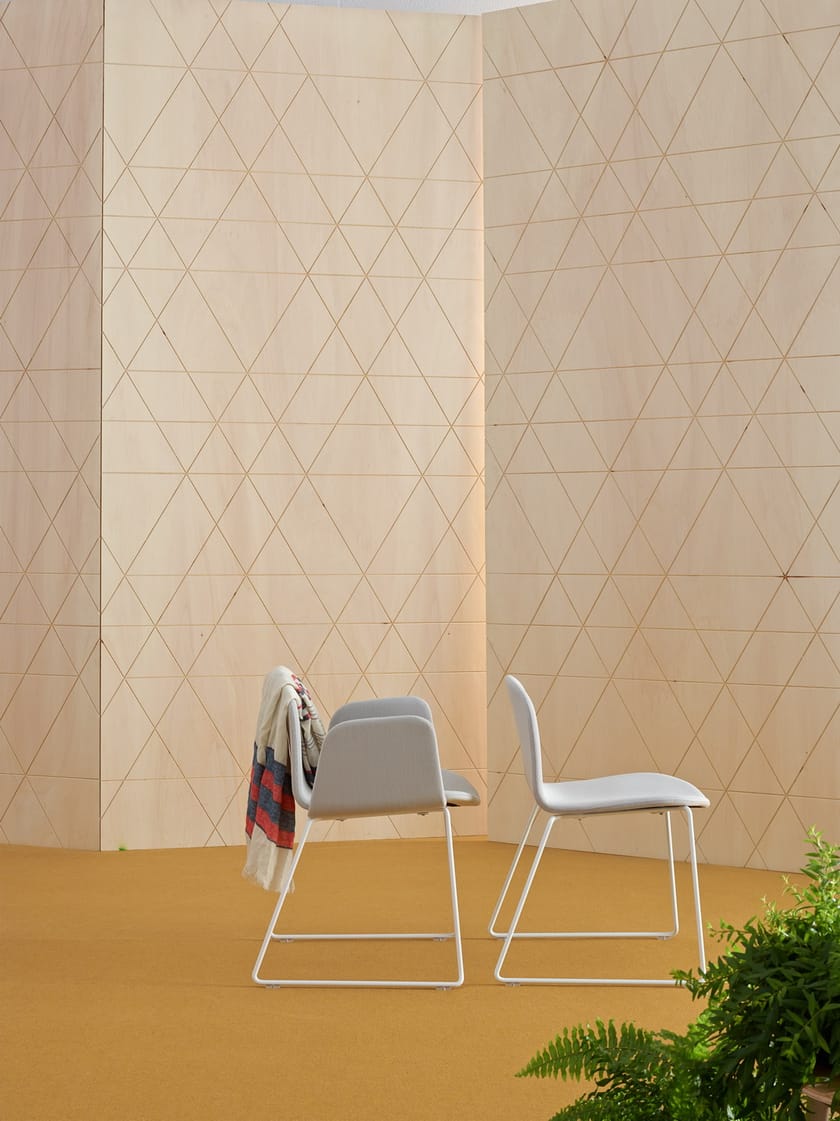 BOB XL | Chair with armrests By ONDARRETA