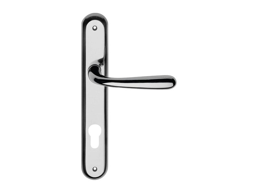 GARDA ZINCRAL Classic style brass door handle on back plate By LINEA CALI'