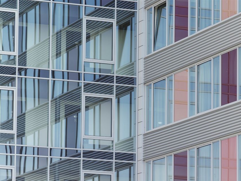 Structural glass facade WICTEC 50 By WICONA