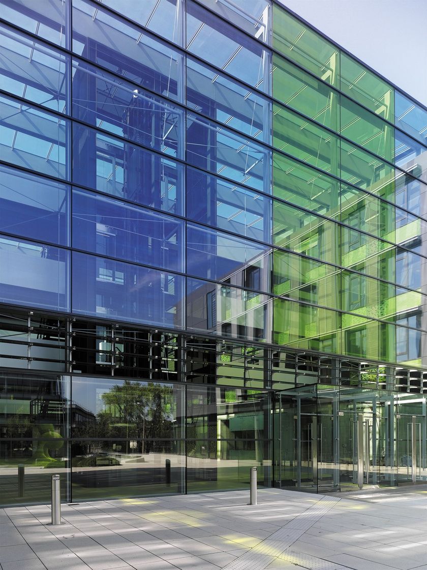 Structural glass facade WICTEC 50 By WICONA