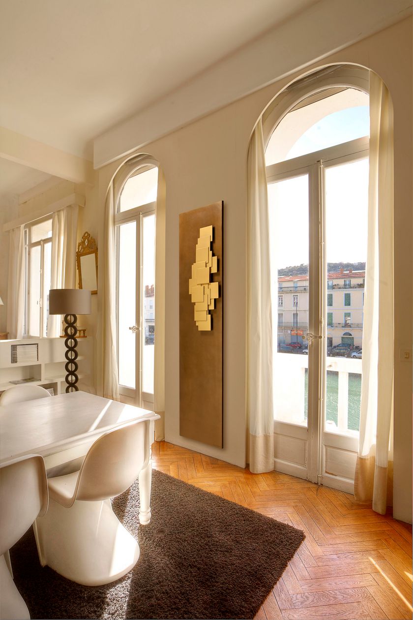 Wall-mounted Olycale® panel radiator SCULPTURAL OR By Cinier design ...