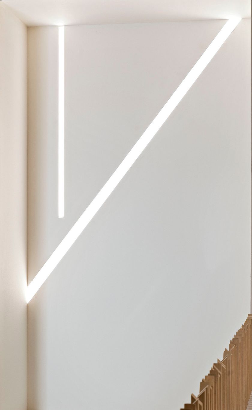 IN-FINITY | Linear lighting profile By Flos