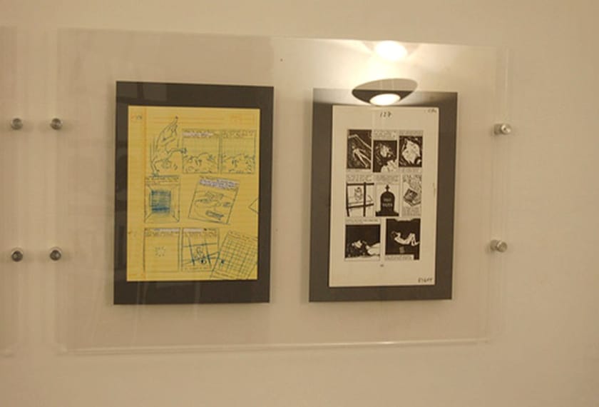 TEKNOLINE Wall-mounted aluminium display unit By STUDIO T