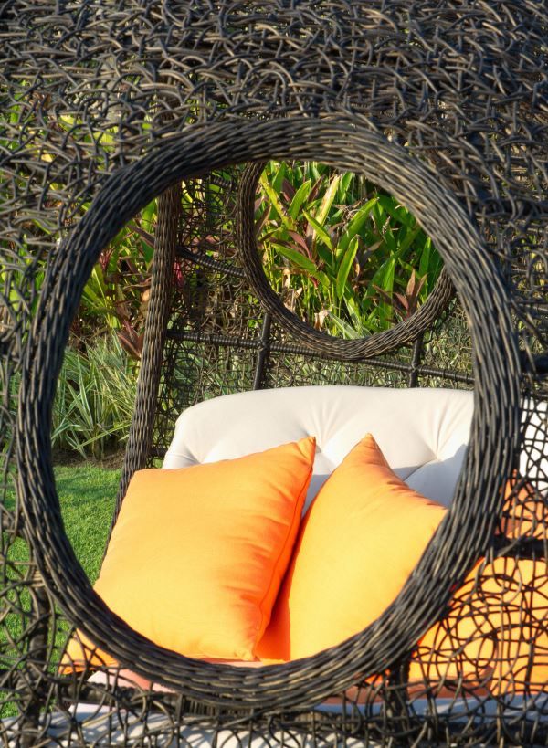 ONDA | Igloo sofa By WARISAN
