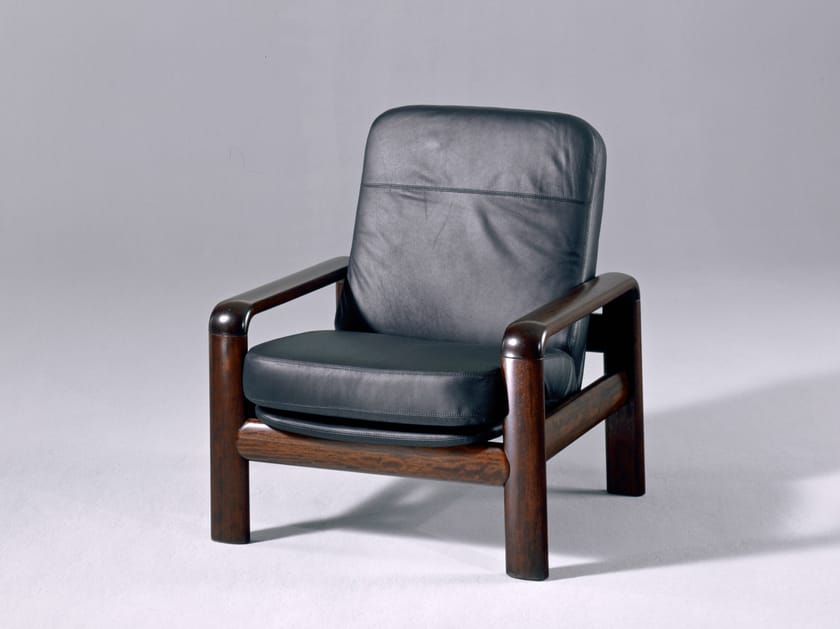 8405 Poltroncina imbottita con braccioli By Dyrlund