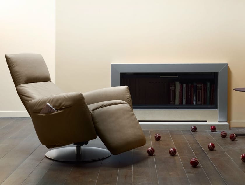 PILLOW Armchair By Poltrona Frau