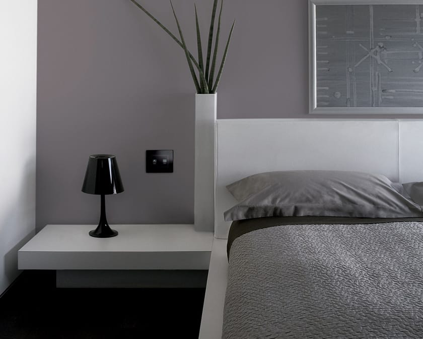 LIFE TOUCH | Wall plate By AVE