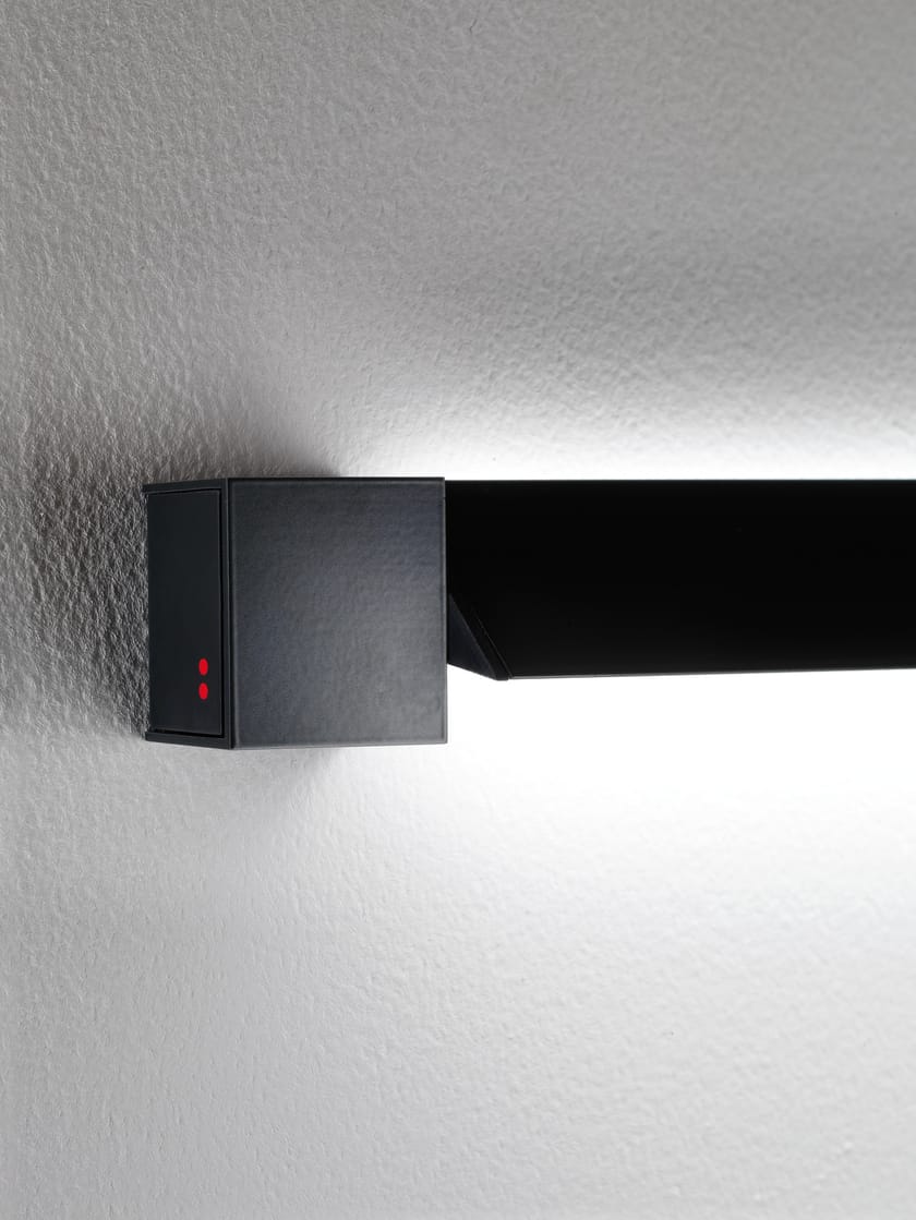 PIVOT | Wall light By Fabbian design Vittorio Massimo