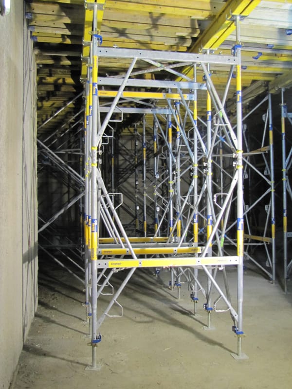 Prop Staxo 40 By Doka Italia