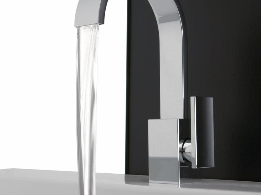 SADE | Mezclador de lavabo con 1 orificio By GRAFF