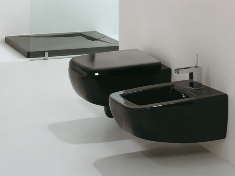 LILAC | Wall-hung toilet By GSG Ceramic Design design Massimiliano Abati