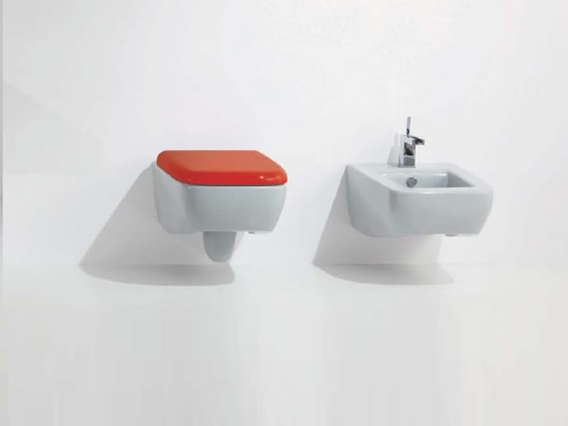 LILAC | Wall-hung toilet By GSG Ceramic Design design Massimiliano Abati