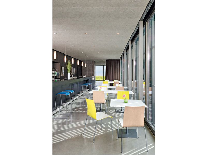 FINA | Reception chair By Brunner design Wolfgang C.R. Mezger