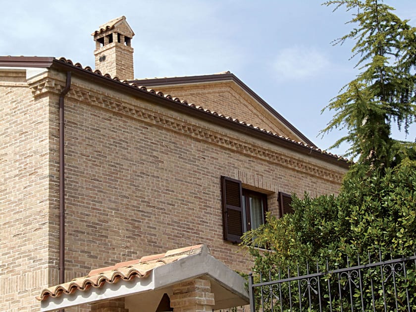 Fair faced clay brick CUSTOM BLENDS By FORNACE S. ANSELMO