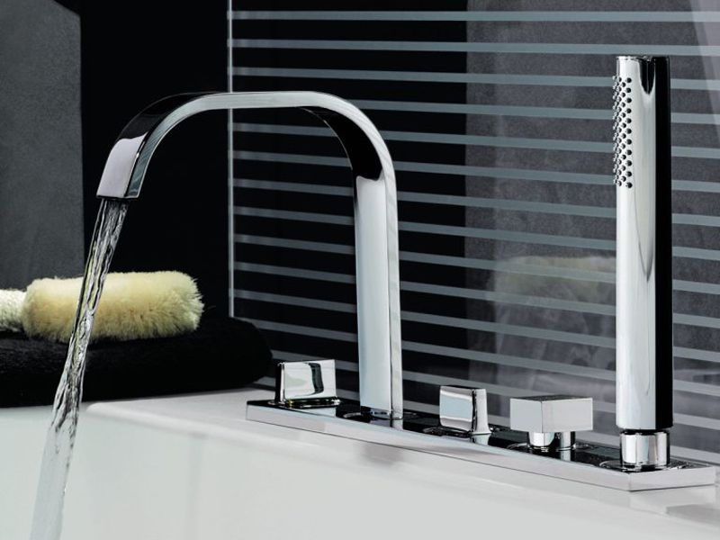 AGUABLU | Bathtub set By ZUCCHETTI design Barbara Sordina