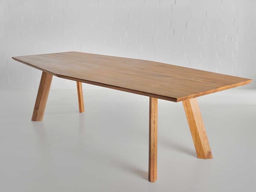 RHOMBI Solid wood table By Vitamin Design | design GG designart