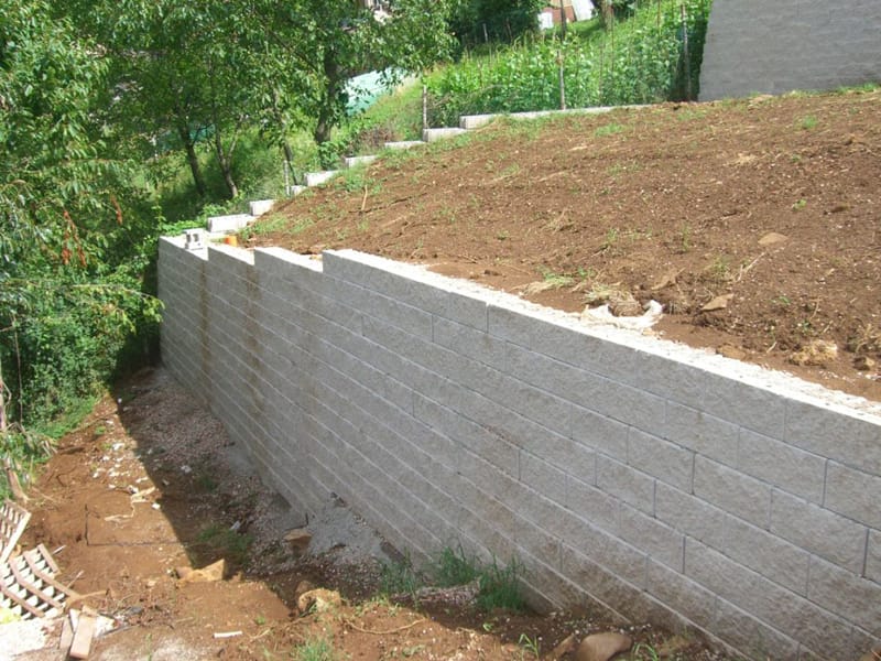 Concrete load-bearing block MACWALL® By Edil Leca Infrastrutture