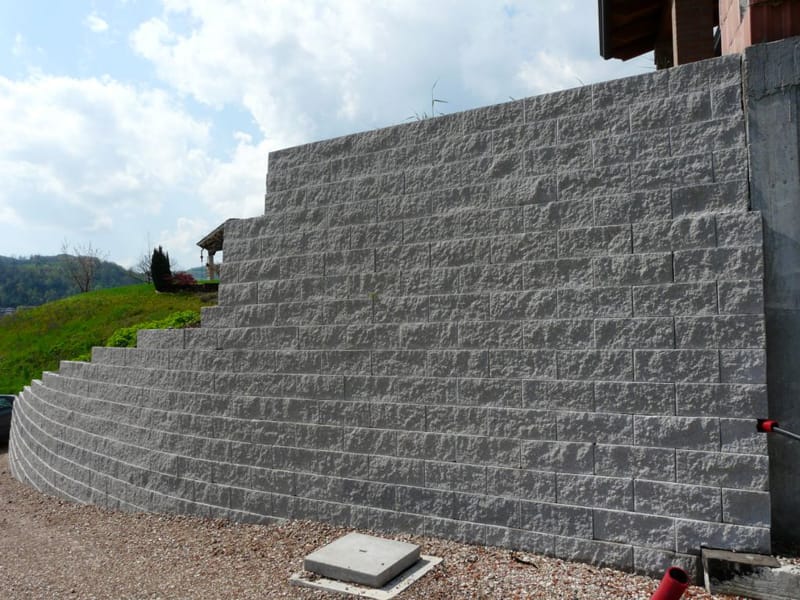 Concrete load-bearing block MACWALL® By Edil Leca Infrastrutture