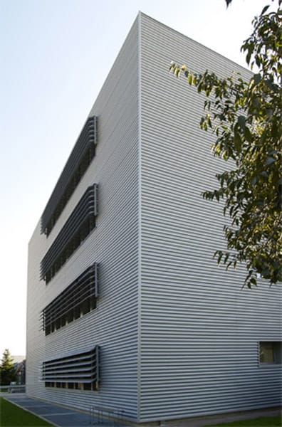 Sinusoidal sheet for wall clading OND-ALL 33 By Alubel