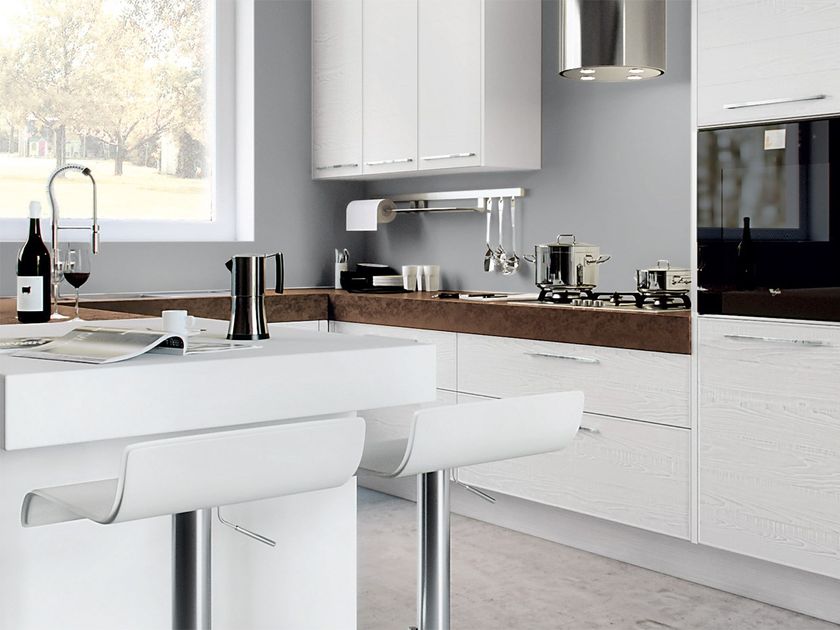 ADELE PROJECT | Lacquered kitchen By Cucine Lube