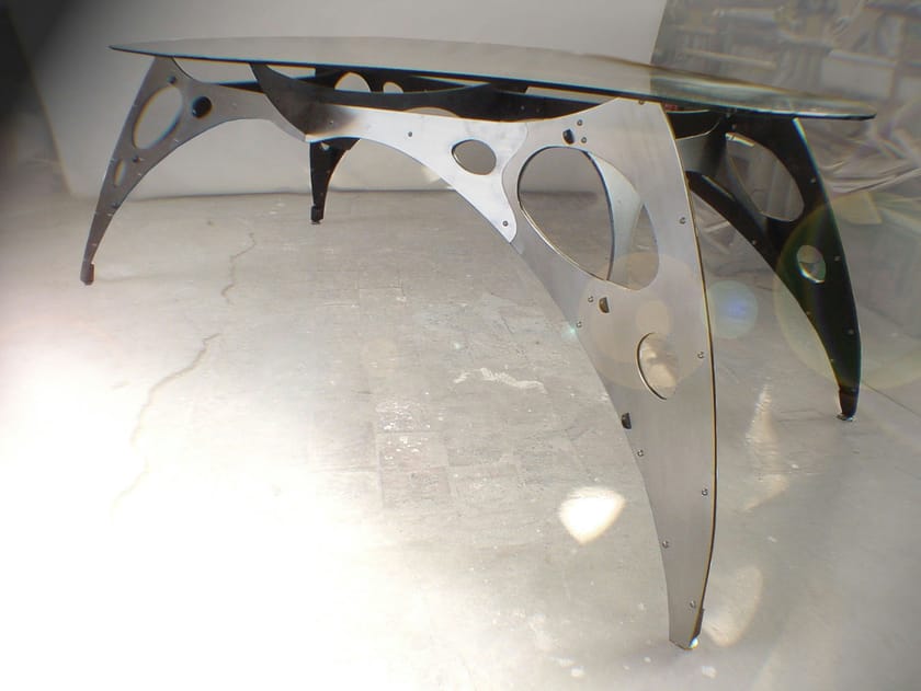 Oval steel table BRIDGE By ICI ET LÀ