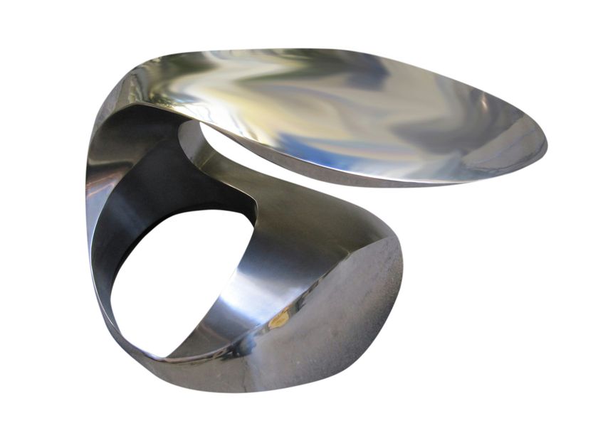 CHARMED coffee table design By ICI ET LÀ