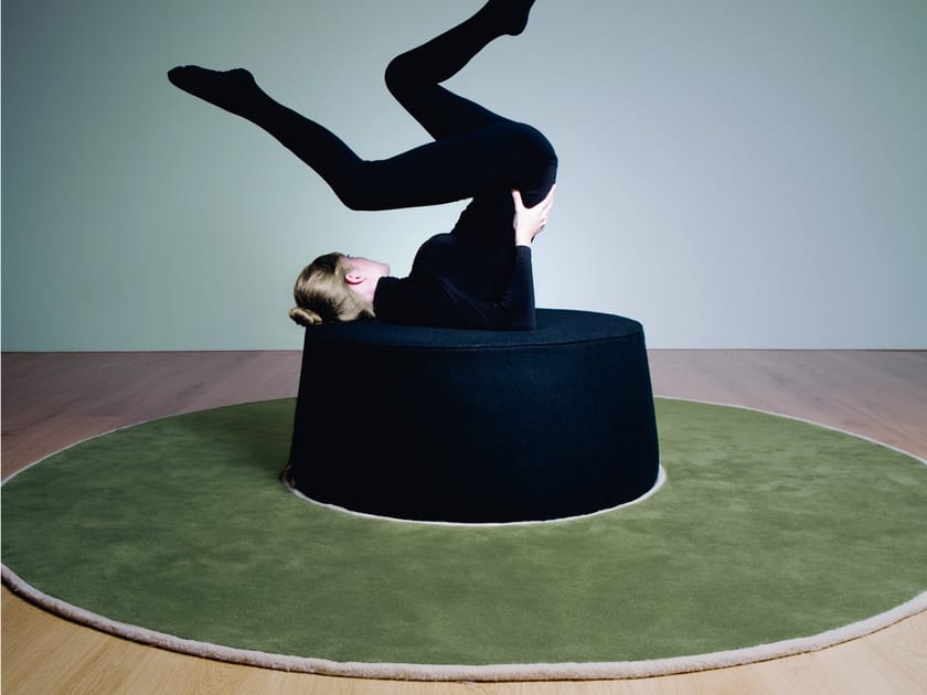 Round wool rug RING By NOW CARPETS design Francesc Rifé