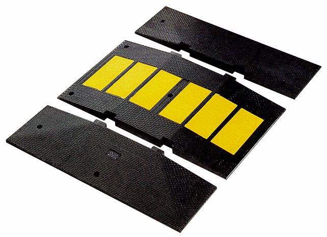 Speed bump Traffic divider barrier, speed hump By Lazzari