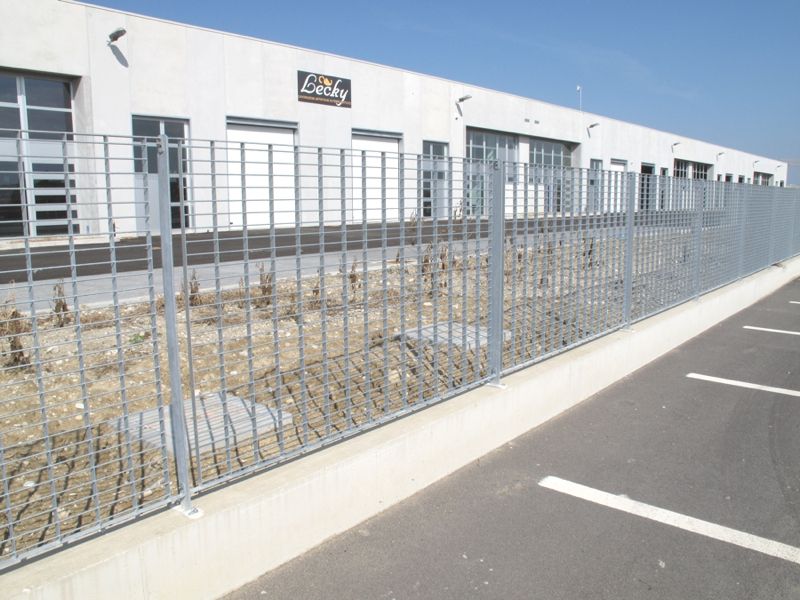 Modular steel Fence FREE By GRIGLIATI BALDASSAR