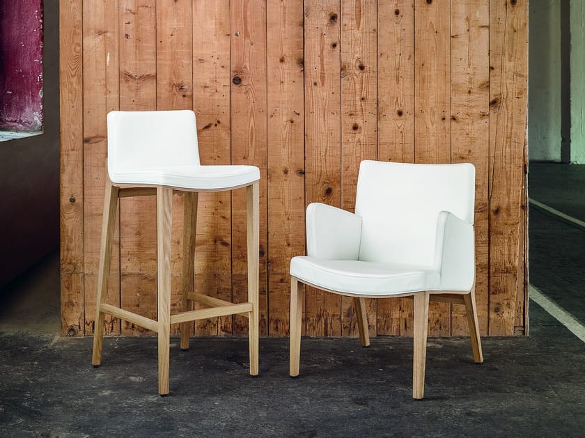MORITZ | Easy chair By TON design Kai Stania