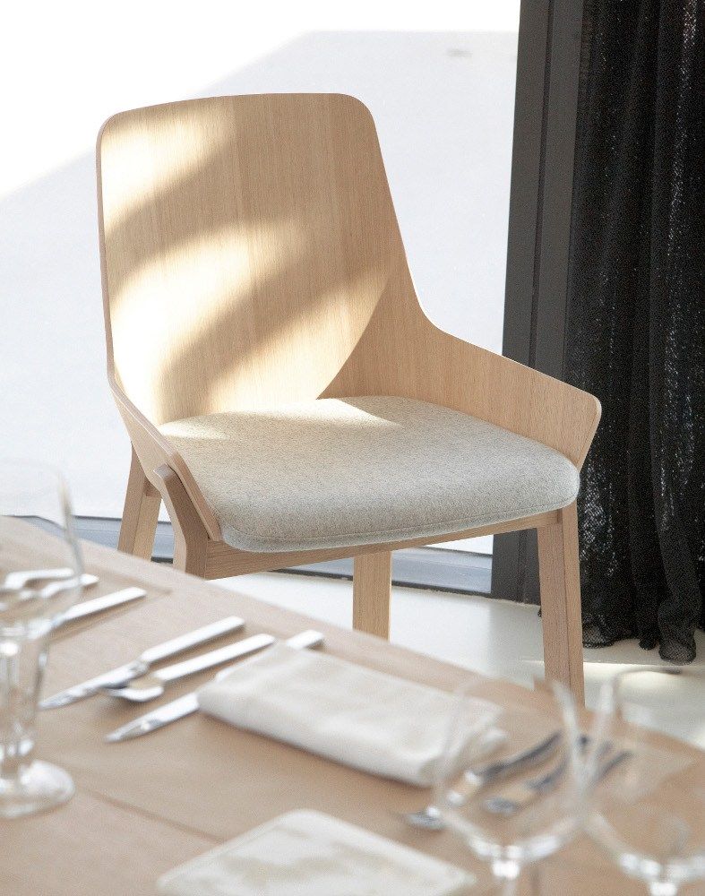 KOILA | Chair Oak chair By ALKI | design Jean Louis Iratzoki