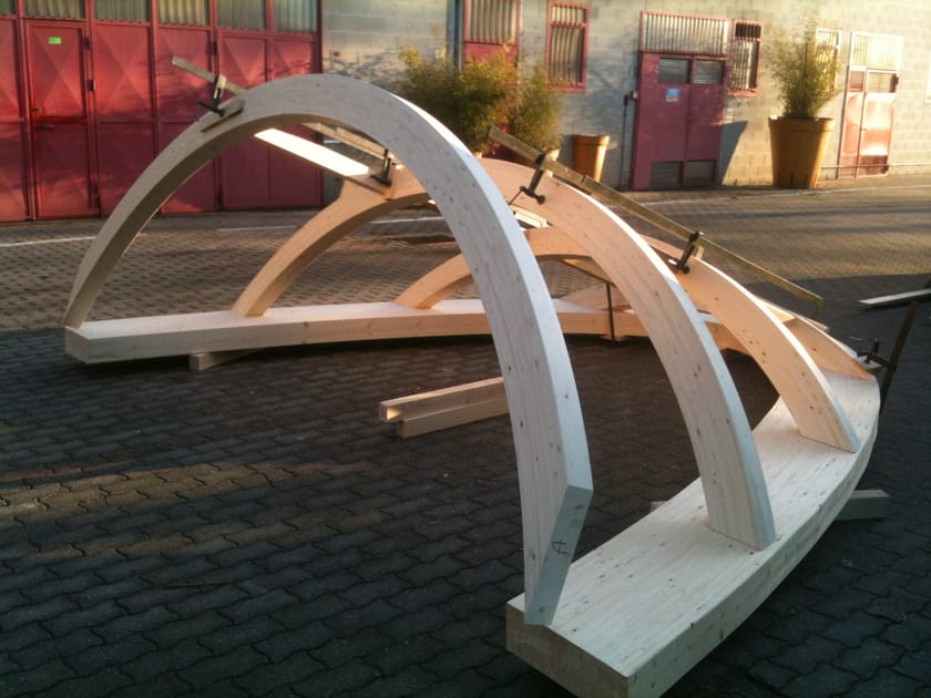 Timber roof structure and timber truss Lamellar wood elements By DDF