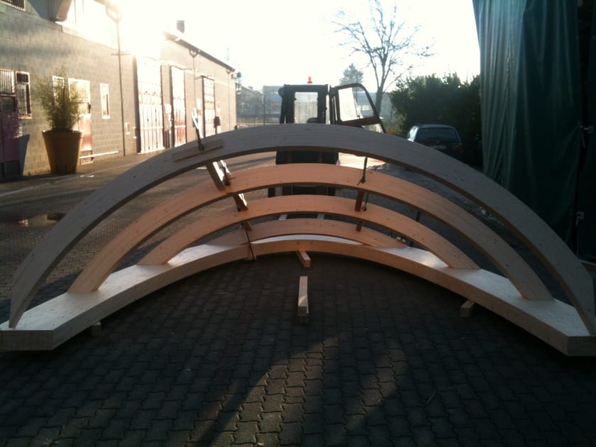 Timber roof structure and timber truss Lamellar wood elements By DDF