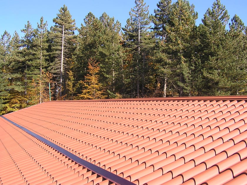 Lastra metallica isolata a forma di coppo per coperture ISOCOPPO ...